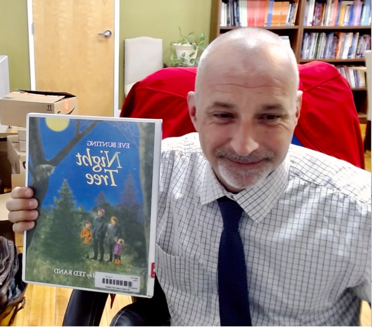 Raising Readers at RSU 18: Night Tree – RSU 18 Messenger